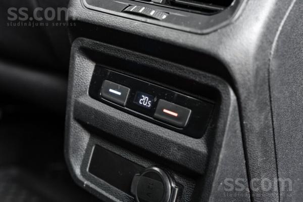 Zaļš Volkswagen Tiguan 2021 Rīga, ar dzinēja tilpumu 1.50 L un nobraukumu 59 tūkst. km par 22950 €, foto 8 vietnē AUTOMOTO.COM.LV
