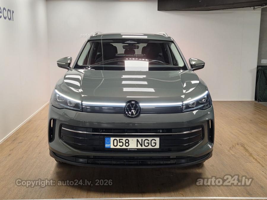 Green Volkswagen Tiguan 2024 in Tallinn, with an engine capacity of 1.50 L and mileage of 40 thousand km for 31700 €, photo 3 on AUTOMOTO.COM.LV