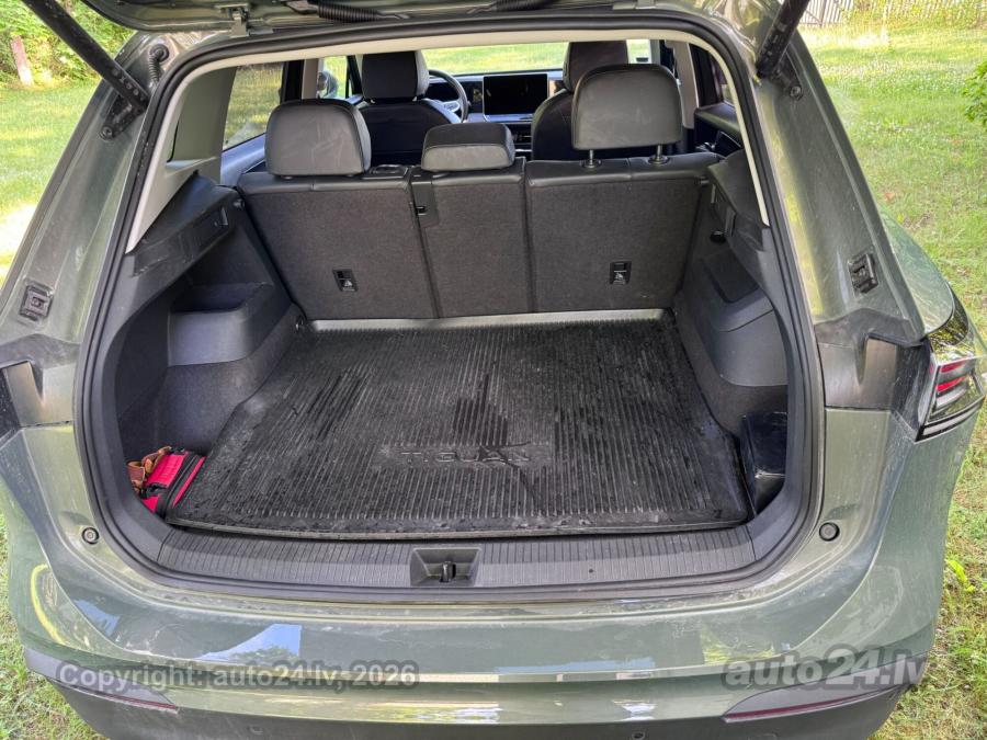 Zaļš Volkswagen Tiguan 2024 Tallina, ar dzinēja tilpumu 1.50 L un nobraukumu 36 tūkst. km par 31500 €, foto 11 vietnē AUTOMOTO.COM.LV