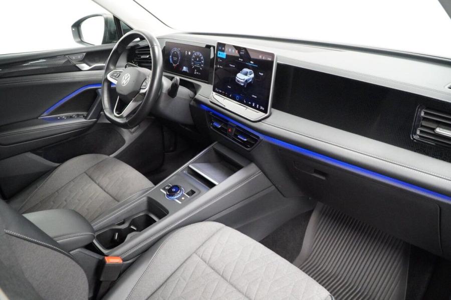 Zaļš Volkswagen Tiguan 2024 Tallina, ar dzinēja tilpumu 2.00 L un nobraukumu 117 tūkst. km par 29450 €, foto 9 vietnē AUTOMOTO.COM.LV