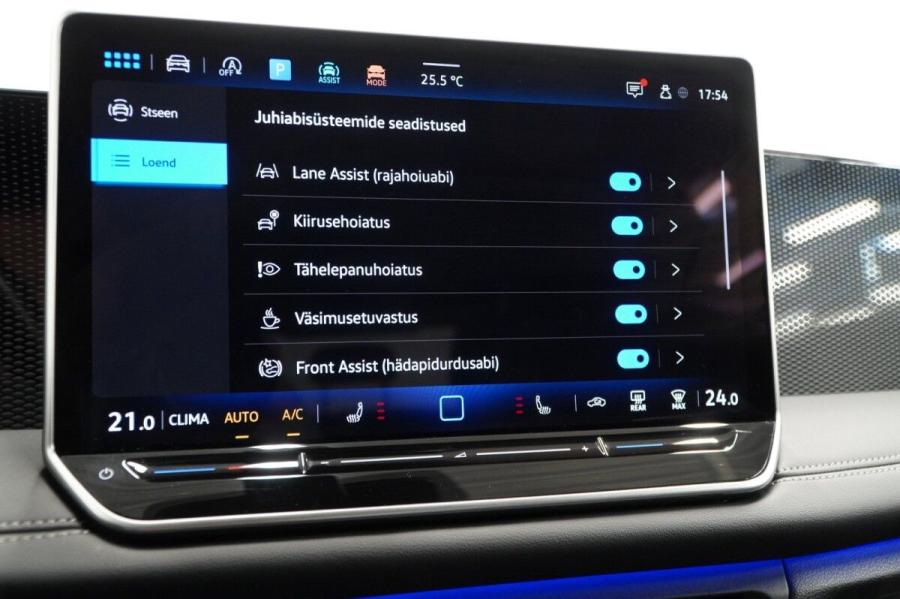 Zaļš Volkswagen Tiguan 2024 Tallina, ar dzinēja tilpumu 2.00 L un nobraukumu 117 tūkst. km par 29450 €, foto 18 vietnē AUTOMOTO.COM.LV