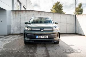 Zaļš Volkswagen Tiguan 2025 Tartu, ar dzinēja tilpumu 1.50 L un nobraukumu 9 tūkst. km par 35900 €, foto 6 vietnē AUTOMOTO.COM.LV