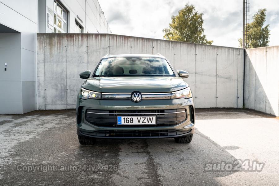 Zaļš Volkswagen Tiguan 2025 Tartu, ar dzinēja tilpumu 1.50 L un nobraukumu 9 tūkst. km par 35900 €, foto 6 vietnē AUTOMOTO.COM.LV