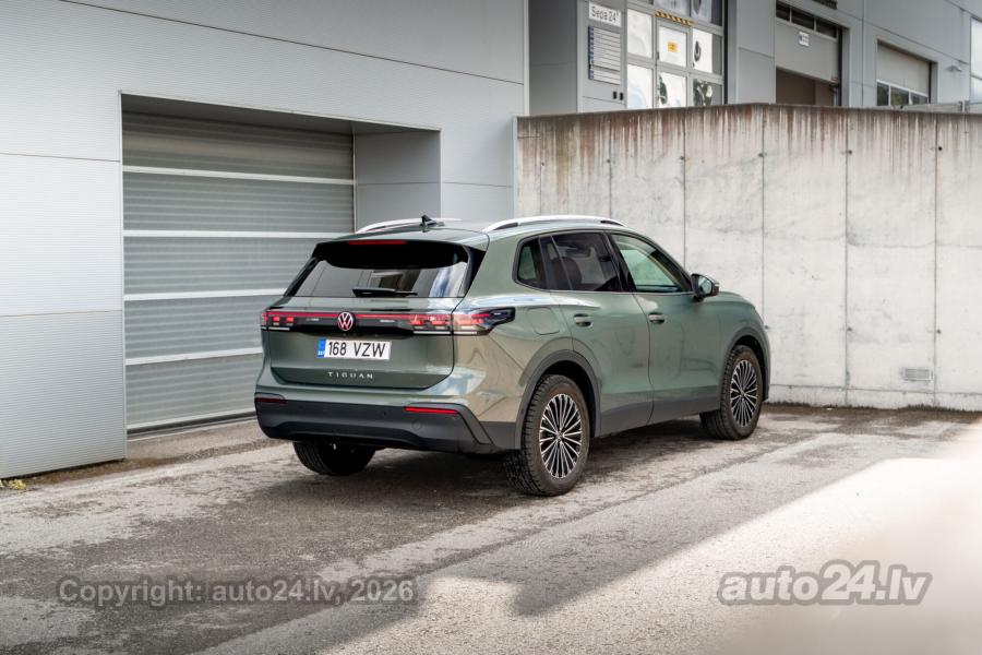 Zaļš Volkswagen Tiguan 2025 Tartu, ar dzinēja tilpumu 1.50 L un nobraukumu 9 tūkst. km par 35900 €, foto 12 vietnē AUTOMOTO.COM.LV