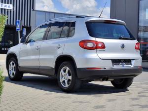 Grey Volkswagen Tiguan 2007 in Siauliai, with an engine capacity of 1.40 L and mileage of 241 thousand km for 4800 €, photo 8 on AUTOMOTO.COM.LV