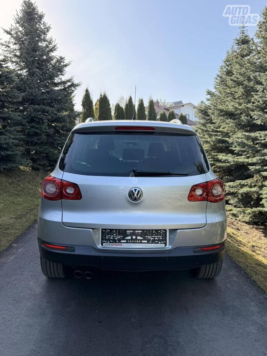 Pelēks Volkswagen Tiguan 2007 Utena, ar dzinēja tilpumu 2.00 L un nobraukumu 310 tūkst. km par 5400 €, foto 4 vietnē AUTOMOTO.COM.LV