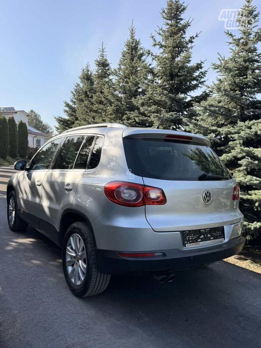 Pelēks Volkswagen Tiguan 2007 Utena, ar dzinēja tilpumu 2.00 L un nobraukumu 310 tūkst. km par 5400 €, foto 10 vietnē AUTOMOTO.COM.LV