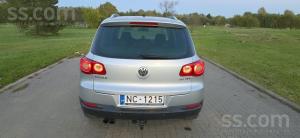 Pelēks Volkswagen Tiguan 2007 Kuldīga, ar dzinēja tilpumu 2.00 L un nobraukumu 349 tūkst. km par 4399 €, foto 7 vietnē AUTOMOTO.COM.LV