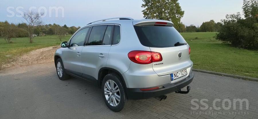 Pelēks Volkswagen Tiguan 2007 Kuldīga, ar dzinēja tilpumu 2.00 L un nobraukumu 349 tūkst. km par 4399 €, foto 9 vietnē AUTOMOTO.COM.LV