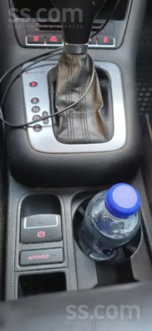 Pelēks Volkswagen Tiguan 2007 Kuldīga, ar dzinēja tilpumu 2.00 L un nobraukumu 349 tūkst. km par 4399 €, foto 48 vietnē AUTOMOTO.COM.LV