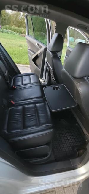 Pelēks Volkswagen Tiguan 2007 Kuldīga, ar dzinēja tilpumu 2.00 L un nobraukumu 349 tūkst. km par 4399 €, foto 39 vietnē AUTOMOTO.COM.LV