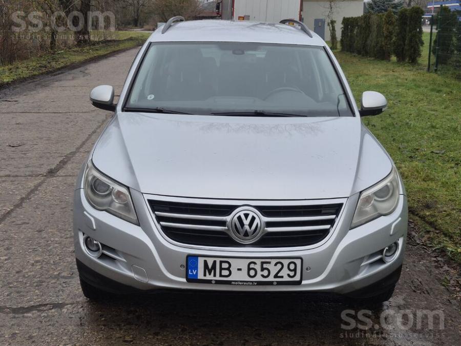 Pelēks Volkswagen Tiguan 2008 Rīga, ar dzinēja tilpumu 2.00 L un nobraukumu 0 tūkst. km par 5000 €, foto 2 vietnē AUTOMOTO.COM.LV