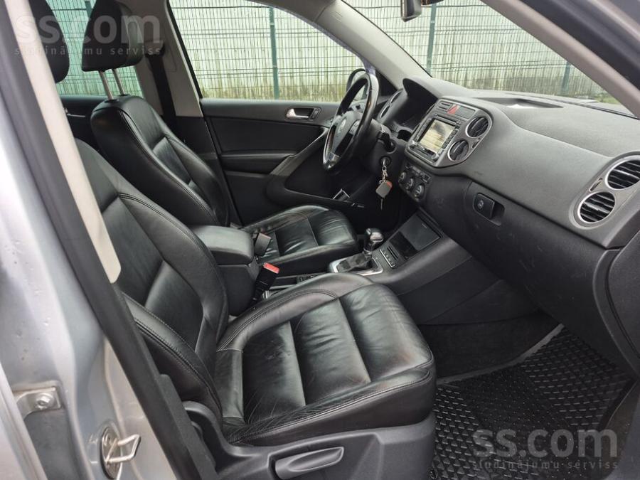 Pelēks Volkswagen Tiguan 2008 Rīga, ar dzinēja tilpumu 2.00 L un nobraukumu 0 tūkst. km par 5000 €, foto 5 vietnē AUTOMOTO.COM.LV