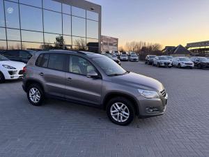 Grey Volkswagen Tiguan 2008 in Telschi, with an engine capacity of 1.97 L and mileage of 255 thousand km for 5500 €, photo 9 on AUTOMOTO.COM.LV