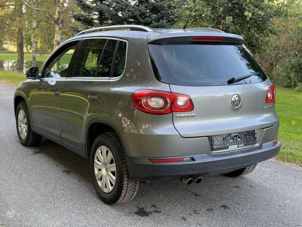 Pelēks Volkswagen Tiguan 2008 Kretinga, ar dzinēja tilpumu 1.98 L un nobraukumu 245 tūkst. km par 6300 €, foto 7 vietnē AUTOMOTO.COM.LV