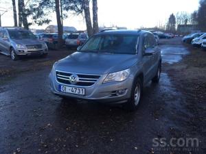 Grey Volkswagen Tiguan 2008 in Riga, with an engine capacity of 2.00 L and mileage of 199 thousand km for 4990 €, photo 2 on AUTOMOTO.COM.LV