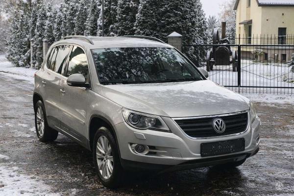 Pelēks Volkswagen Tiguan 2008 Viļņa, ar dzinēja tilpumu 1.39 L un nobraukumu 233 tūkst. km par 4950 €, foto 5 vietnē AUTOMOTO.COM.LV