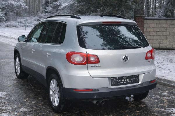 Pelēks Volkswagen Tiguan 2008 Viļņa, ar dzinēja tilpumu 1.39 L un nobraukumu 233 tūkst. km par 4950 €, foto 10 vietnē AUTOMOTO.COM.LV
