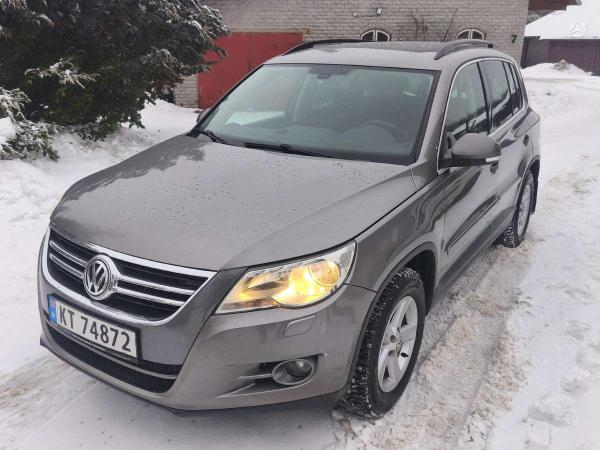 Pelēks Volkswagen Tiguan 2008 Prienai, ar dzinēja tilpumu 1.97 L un nobraukumu 310 tūkst. km par 3300 €, foto 1 vietnē AUTOMOTO.COM.LV