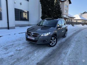 Pelēks Volkswagen Tiguan 2008 Kauņa, ar dzinēja tilpumu 1.97 L un nobraukumu 240 tūkst. km par 5500 €, foto 2 vietnē AUTOMOTO.COM.LV