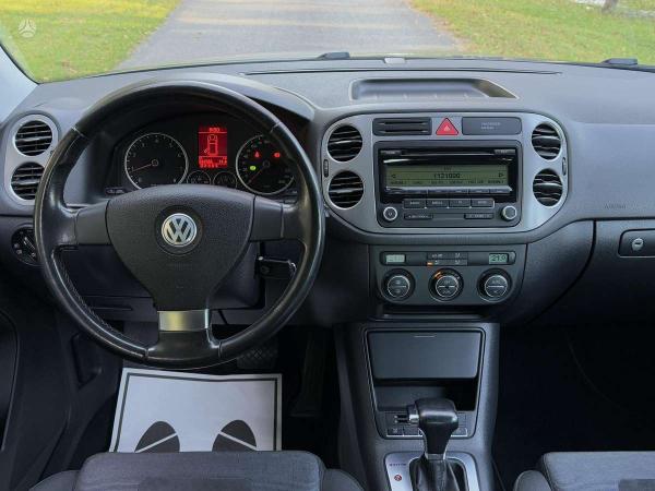 Pelēks Volkswagen Tiguan 2008 Kretinga, ar dzinēja tilpumu 1.98 L un nobraukumu 245 tūkst. km par 5990 €, foto 10 vietnē AUTOMOTO.COM.LV