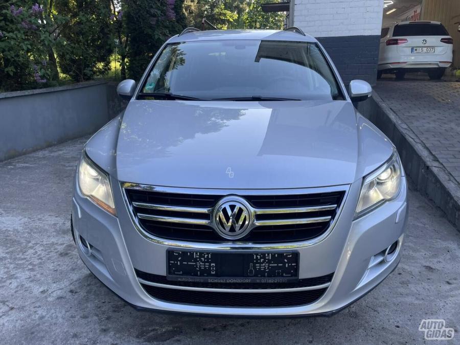 Pelēks Volkswagen Tiguan 2008 Prienai, ar dzinēja tilpumu 2.00 L un nobraukumu 305 tūkst. km par 4999 €, foto 12 vietnē AUTOMOTO.COM.LV