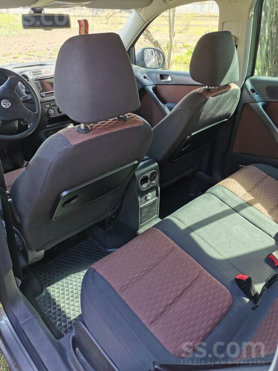 Pelēks Volkswagen Tiguan 2008 Talsi, ar dzinēja tilpumu 2.00 L un nobraukumu 392 tūkst. km par 4300 €, foto 8 vietnē AUTOMOTO.COM.LV