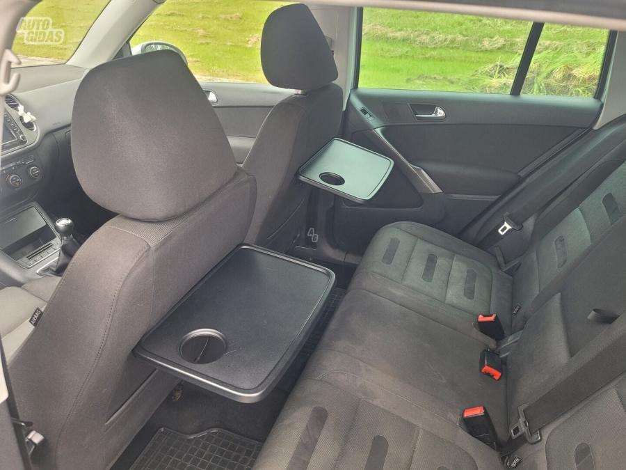 Grey Volkswagen Tiguan 2008 in Vilnius, with an engine capacity of 2.00 L and mileage of 273 thousand km for 2100 €, photo 14 on AUTOMOTO.COM.LV