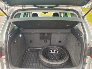 Grey Volkswagen Tiguan 2008 in Vilnius, with an engine capacity of 2.00 L and mileage of 273 thousand km for 2100 €, photo 16 on AUTOMOTO.COM.LV