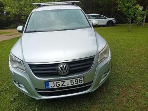 Grey Volkswagen Tiguan 2008 in Trakai, with an engine capacity of 1.97 L and mileage of 350 thousand km for 3200 €, photo 7 on AUTOMOTO.COM.LV