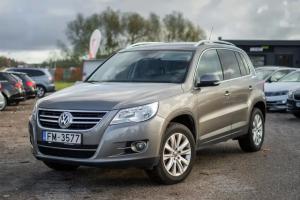 Grey Volkswagen Tiguan 2008 in Liepaja, with an engine capacity of 2.00 L and mileage of 239 thousand km for 8750 €, photo  on AUTOMOTO.COM.LV