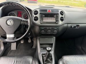 Pelēks Volkswagen Tiguan 2008 Rēzekne, ar dzinēja tilpumu 2.00 L un nobraukumu 0 tūkst. km par 5850 €, foto 11 vietnē AUTOMOTO.COM.LV