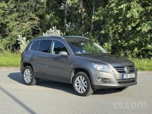 Pelēks Volkswagen Tiguan 2008 Rīga, ar dzinēja tilpumu 2.00 L un nobraukumu 268 tūkst. km par 3900 €, foto  vietnē AUTOMOTO.COM.LV