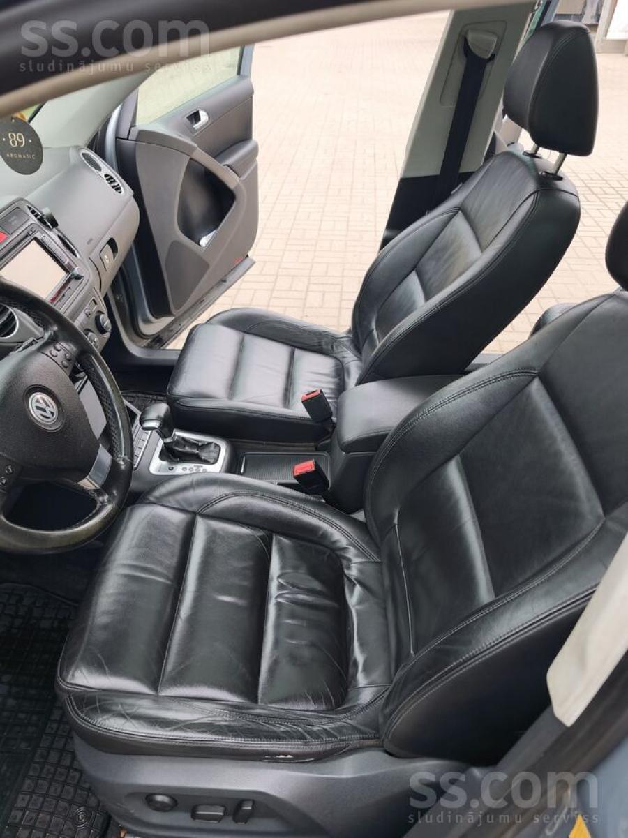 Pelēks Volkswagen Tiguan 2008 Rēzekne, ar dzinēja tilpumu 2.00 L un nobraukumu 292 tūkst. km par 3000 €, foto 7 vietnē AUTOMOTO.COM.LV