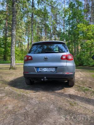 Pelēks Volkswagen Tiguan 2008 Rēzekne, ar dzinēja tilpumu 2.00 L un nobraukumu 292 tūkst. km par 3000 €, foto 10 vietnē AUTOMOTO.COM.LV