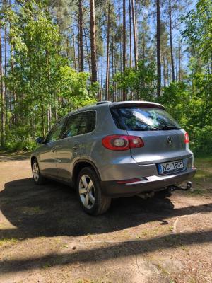 Pelēks Volkswagen Tiguan 2008 Rēzekne, ar dzinēja tilpumu 2.00 L un nobraukumu 292 tūkst. km par 3000 €, foto 14 vietnē AUTOMOTO.COM.LV