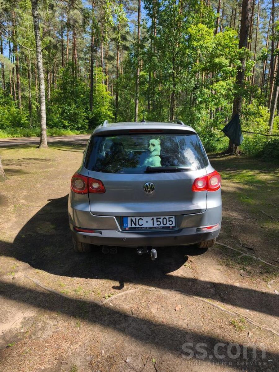 Pelēks Volkswagen Tiguan 2008 Rēzekne, ar dzinēja tilpumu 2.00 L un nobraukumu 292 tūkst. km par 3000 €, foto 15 vietnē AUTOMOTO.COM.LV