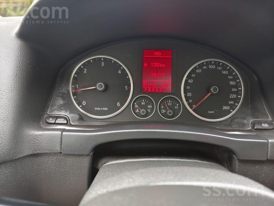 Pelēks Volkswagen Tiguan 2008 Rīga, ar dzinēja tilpumu 2.00 L un nobraukumu 311 tūkst. km par 5700 €, foto 7 vietnē AUTOMOTO.COM.LV