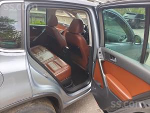 Pelēks Volkswagen Tiguan 2008 Rīga, ar dzinēja tilpumu 2.00 L un nobraukumu 311 tūkst. km par 5700 €, foto 11 vietnē AUTOMOTO.COM.LV