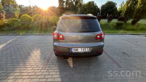 Pelēks Volkswagen Tiguan 2008 Rīga, ar dzinēja tilpumu 1.40 L un nobraukumu 154 tūkst. km par 6400 €, foto 4 vietnē AUTOMOTO.COM.LV