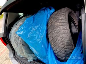 Pelēks Volkswagen Tiguan 2008 Tartu, ar dzinēja tilpumu 1.40 L un nobraukumu 259 tūkst. km par 3999 €, foto 15 vietnē AUTOMOTO.COM.LV