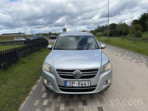 Pelēks Volkswagen Tiguan 2008 Rēzekne, ar dzinēja tilpumu 2.00 L un nobraukumu 0 tūkst. km par 5950 €, foto  vietnē AUTOMOTO.COM.LV