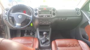 Pelēks Volkswagen Tiguan 2008 Alūksne, ar dzinēja tilpumu 2.00 L un nobraukumu 306 tūkst. km par 3400 €, foto 11 vietnē AUTOMOTO.COM.LV