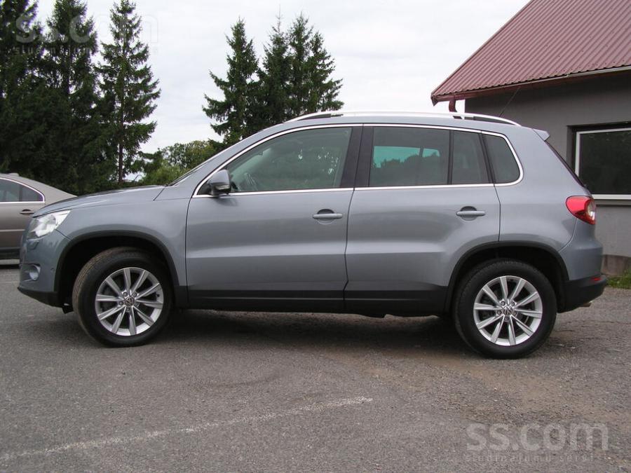 Grey Volkswagen Tiguan 2008 in Riga, with an engine capacity of 2.00 L and mileage of 0 thousand km for 5650 €, photo 9 on AUTOMOTO.COM.LV