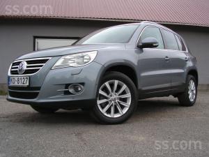 Grey Volkswagen Tiguan 2008 in Riga, with an engine capacity of 2.00 L and mileage of 0 thousand km for 5650 €, photo 10 on AUTOMOTO.COM.LV