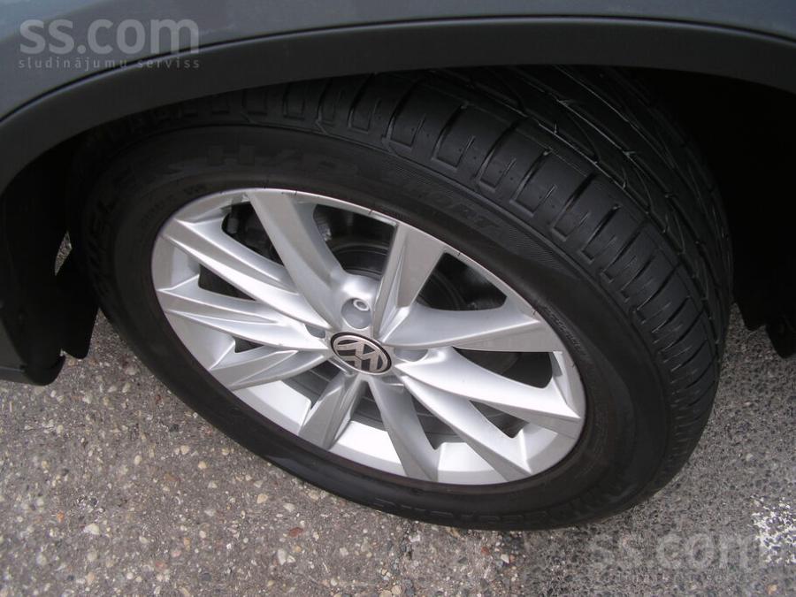 Grey Volkswagen Tiguan 2008 in Riga, with an engine capacity of 2.00 L and mileage of 0 thousand km for 5650 €, photo 34 on AUTOMOTO.COM.LV