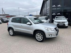Grey Volkswagen Tiguan 2008 in Taurage, with an engine capacity of 1.97 L and mileage of 220 thousand km for 5400 €, photo  on AUTOMOTO.COM.LV