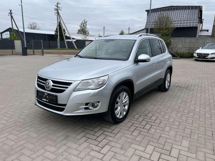 Pelēks Volkswagen Tiguan 2008 Tauragė, ar dzinēja tilpumu 1.97 L un nobraukumu 220 tūkst. km par 5400 €, foto 4 vietnē AUTOMOTO.COM.LV