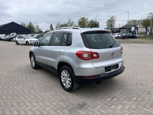 Pelēks Volkswagen Tiguan 2008 Tauragė, ar dzinēja tilpumu 1.97 L un nobraukumu 220 tūkst. km par 5400 €, foto 10 vietnē AUTOMOTO.COM.LV