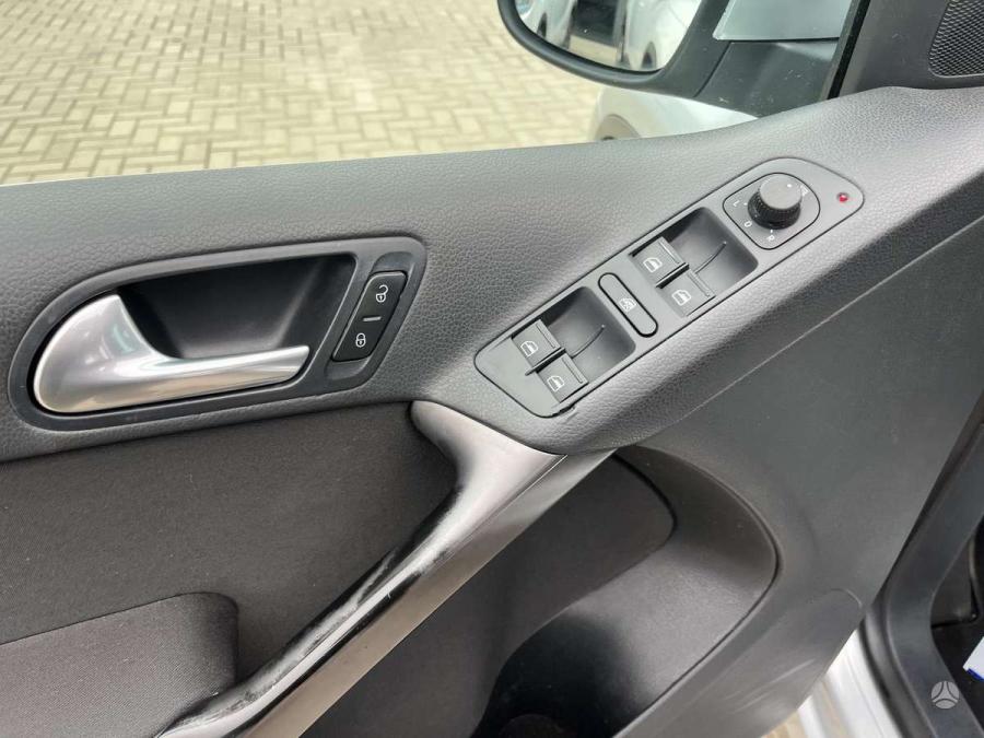 Pelēks Volkswagen Tiguan 2008 Tauragė, ar dzinēja tilpumu 1.97 L un nobraukumu 220 tūkst. km par 5400 €, foto 15 vietnē AUTOMOTO.COM.LV